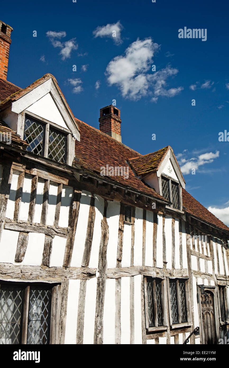 Old timber framed house hi-res stock photography and images - Alamy