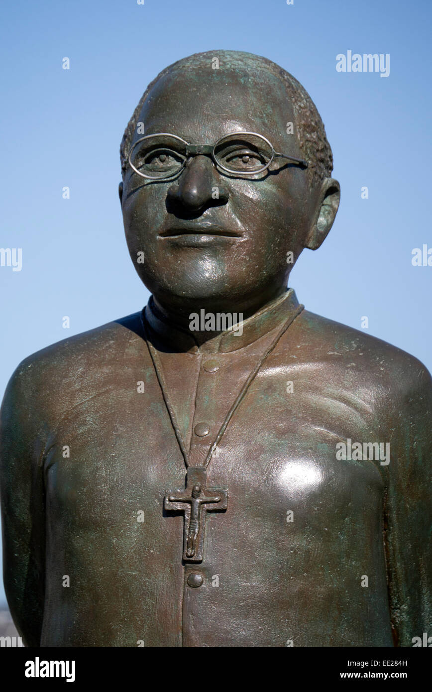 Desmond tutu statue hi-res stock photography and images - Alamy