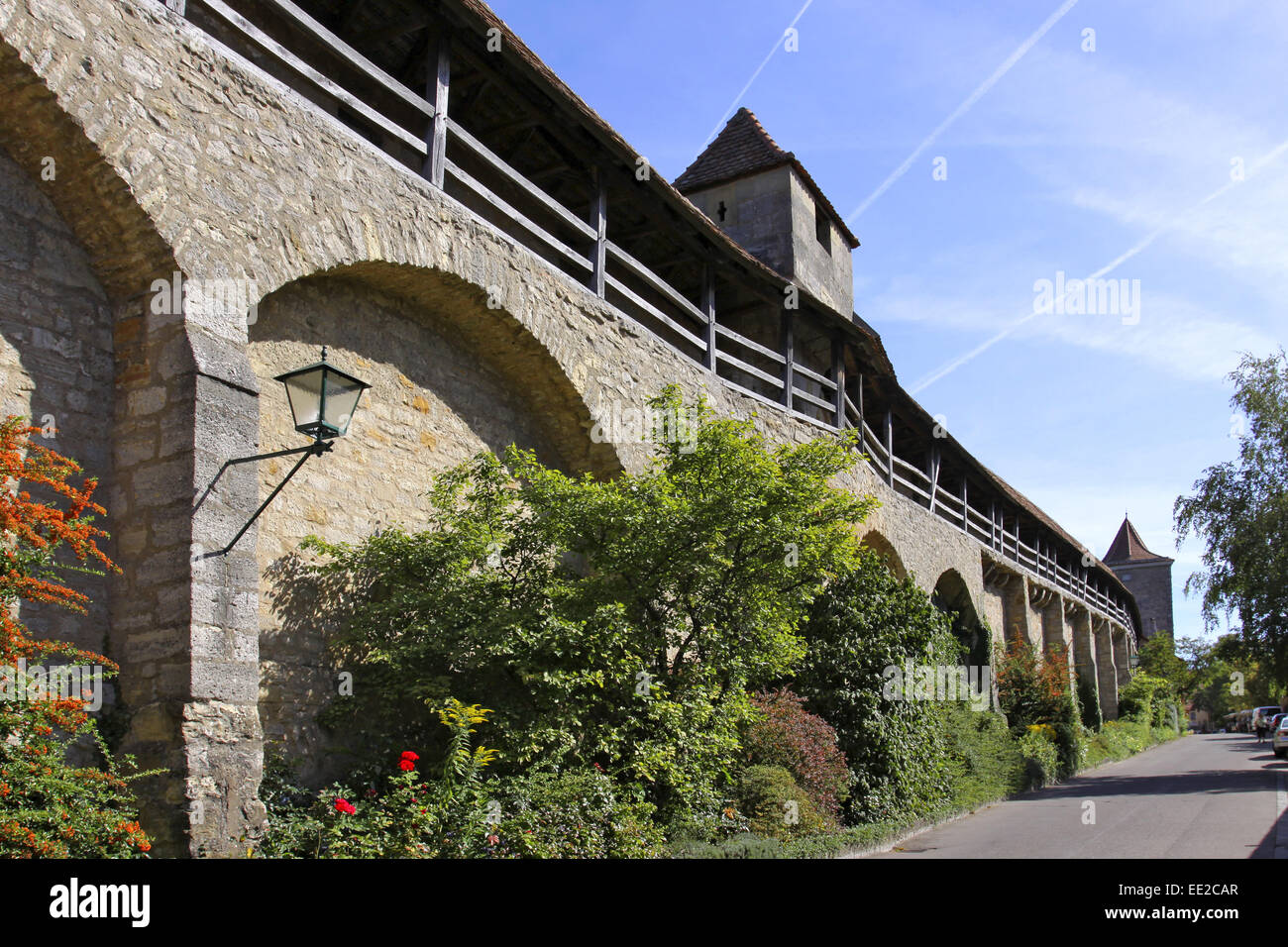 Deutschland, Bayern, Rothenburg ob der Tauber, Stadtmauer Stock Photo ...