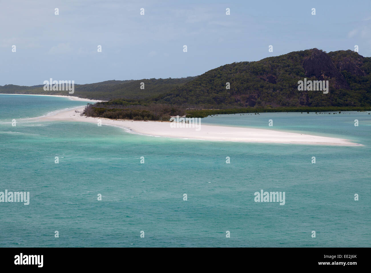 View of scenic Hill Inlet on Whitsunday Island. Whitsundays, Queensland ...