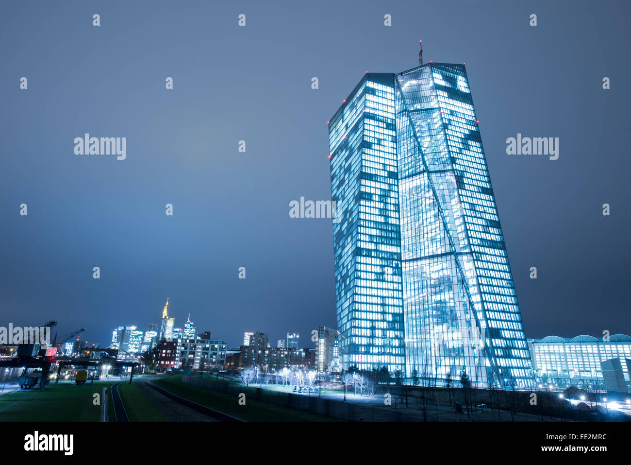 The European Central Bank's new building rises above the bank skyline ...