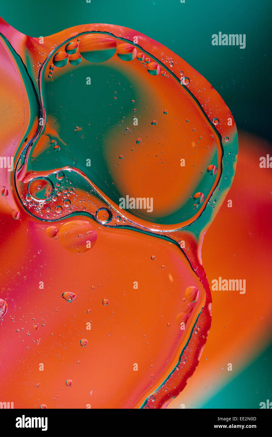 Oil rainbow water hi-res stock photography and images - Alamy