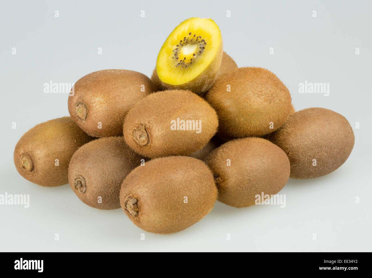 Kiwi golden market hi-res stock photography and images - Alamy