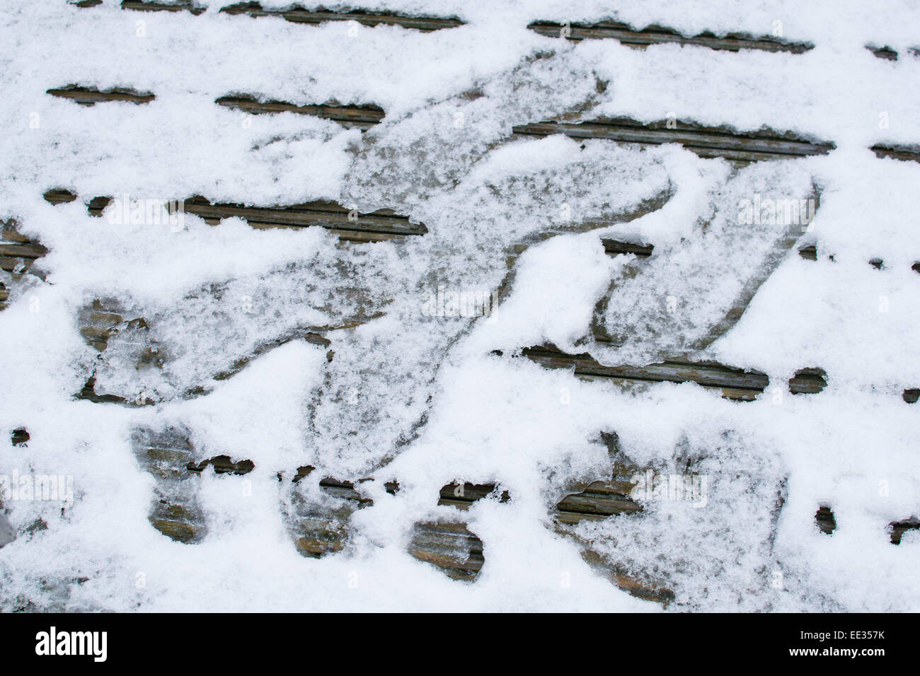Snowy footprints hi-res stock photography and images - Alamy