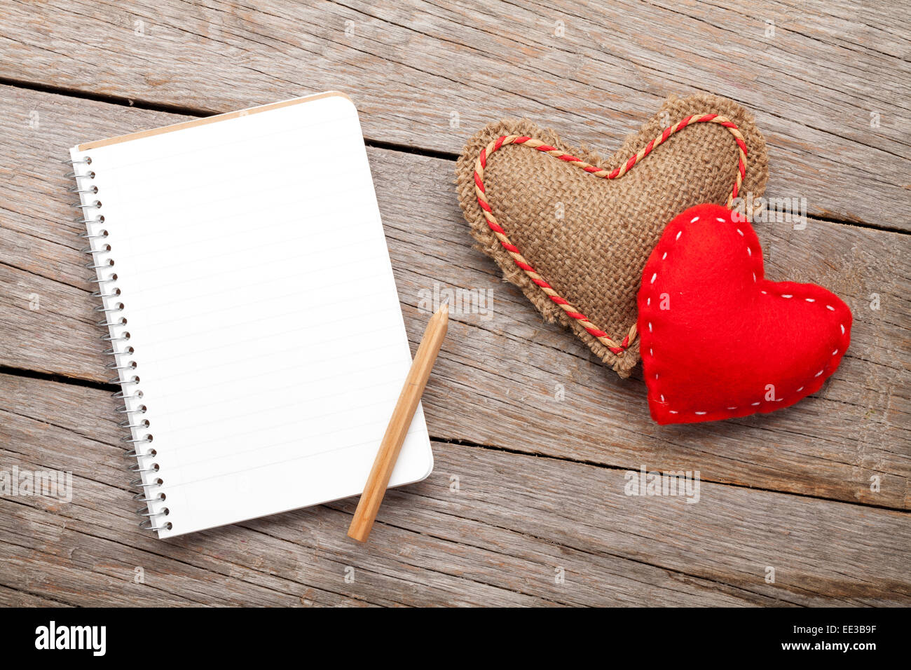 Blank notepad for copy space and vintage handmaded valentines day toy ...