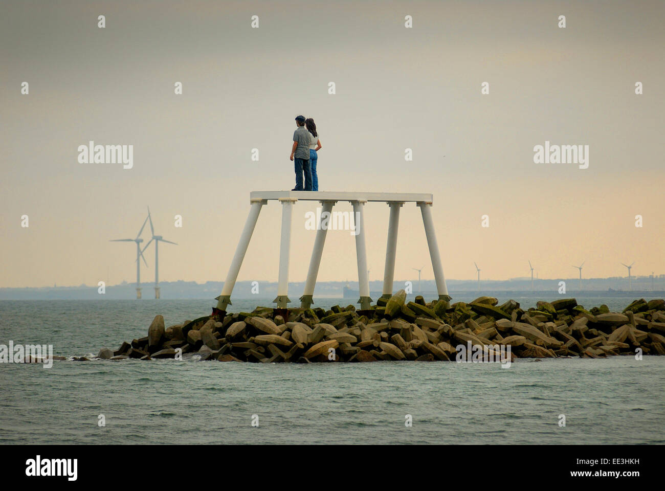 "Couple" by Sean Henry, Newbiggin by the sea Stock Photo - Alamy