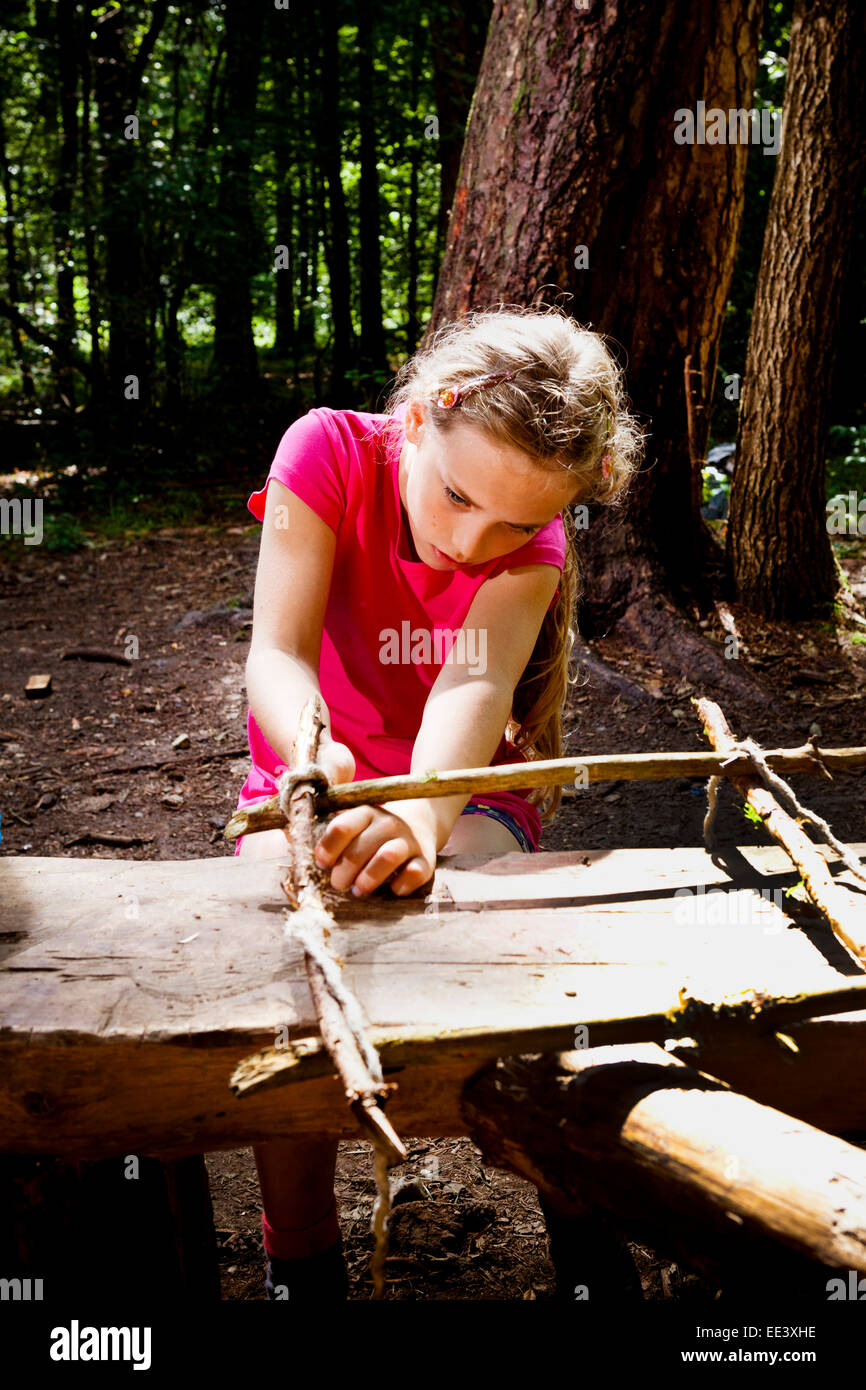 Girls in camp hi-res stock photography and images - Alamy