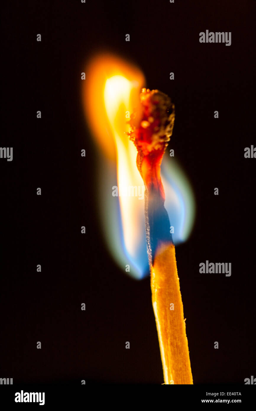 Burning match fire flame hi-res stock photography and images - Alamy