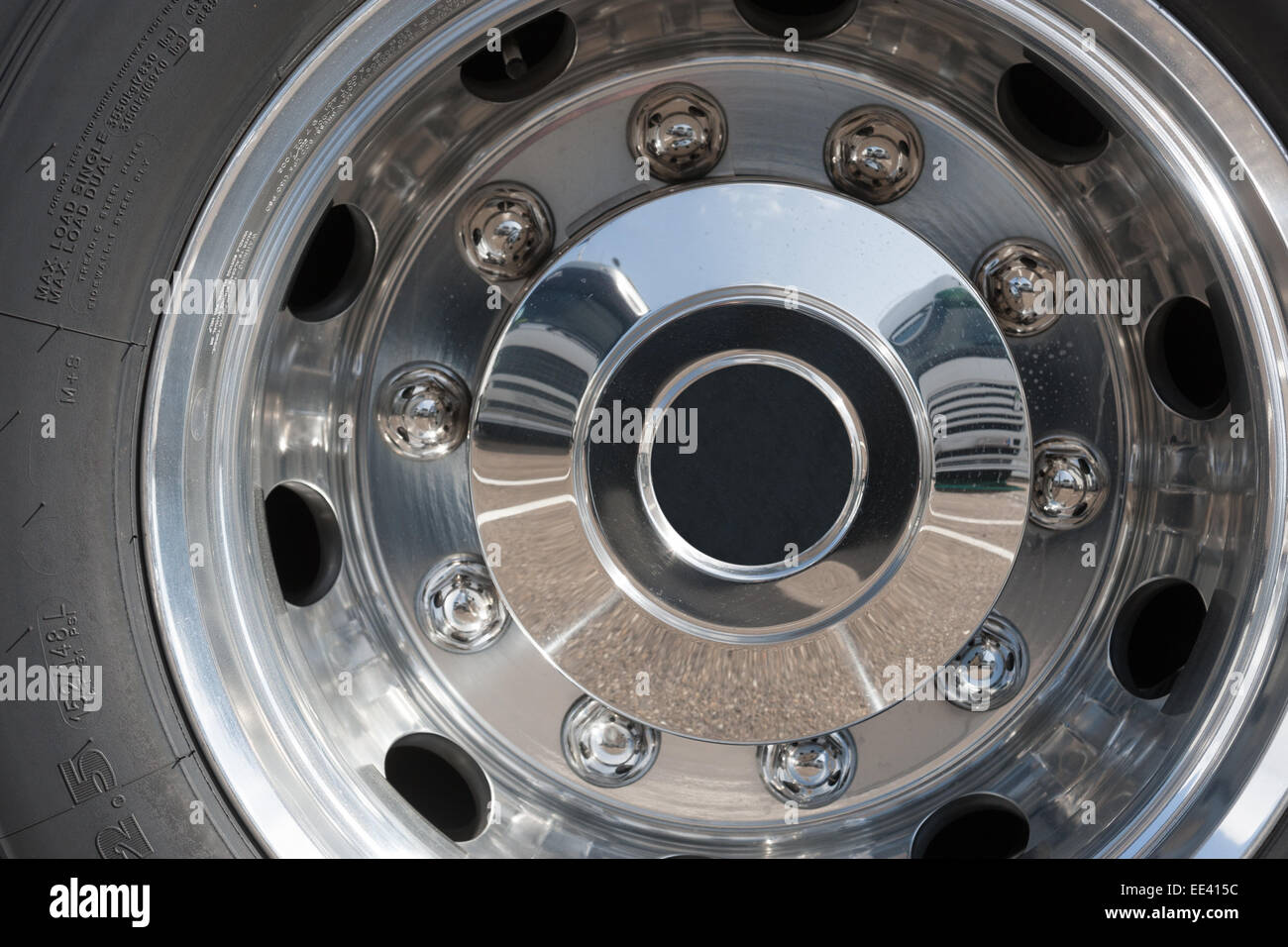 Auto rims hi-res stock photography and images - Alamy