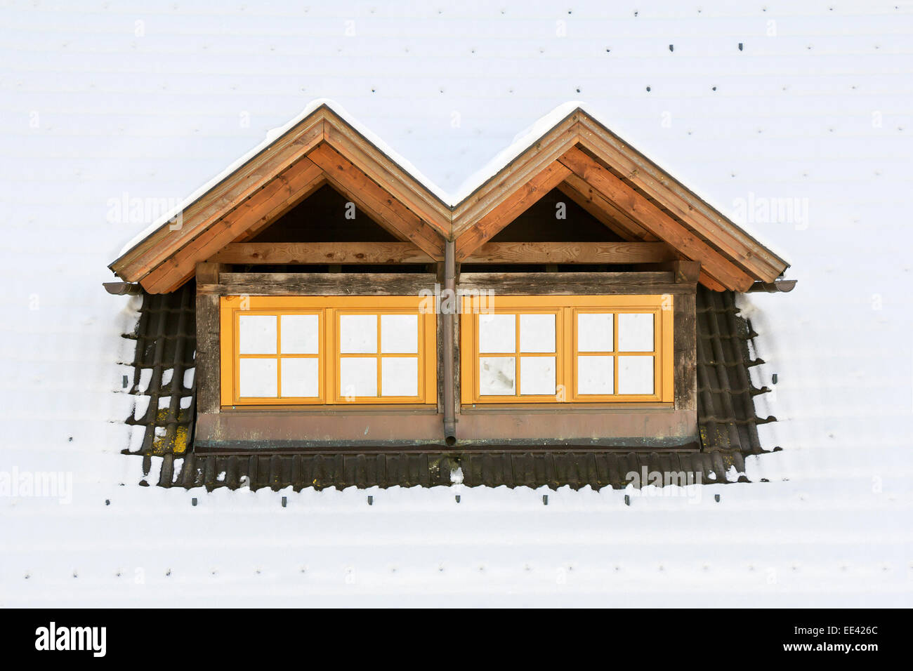 Snow cold windows frost hi-res stock photography and images - Alamy