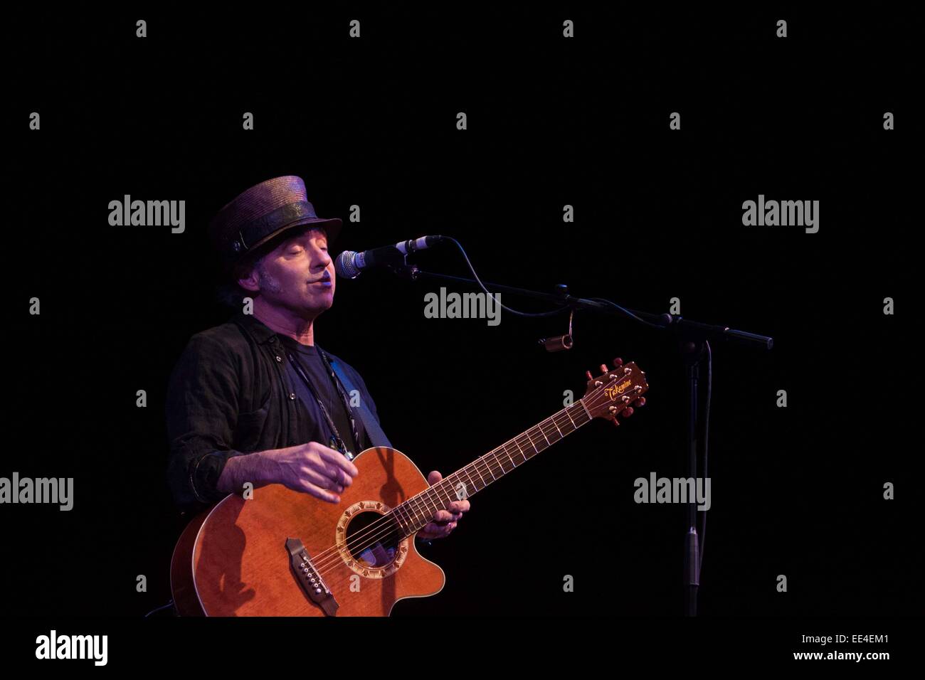 Nils lofgren hi-res stock photography and images - Alamy