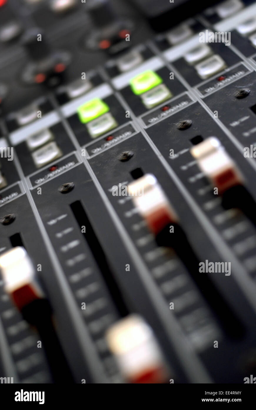 Club level deck hi-res stock photography and images - Alamy