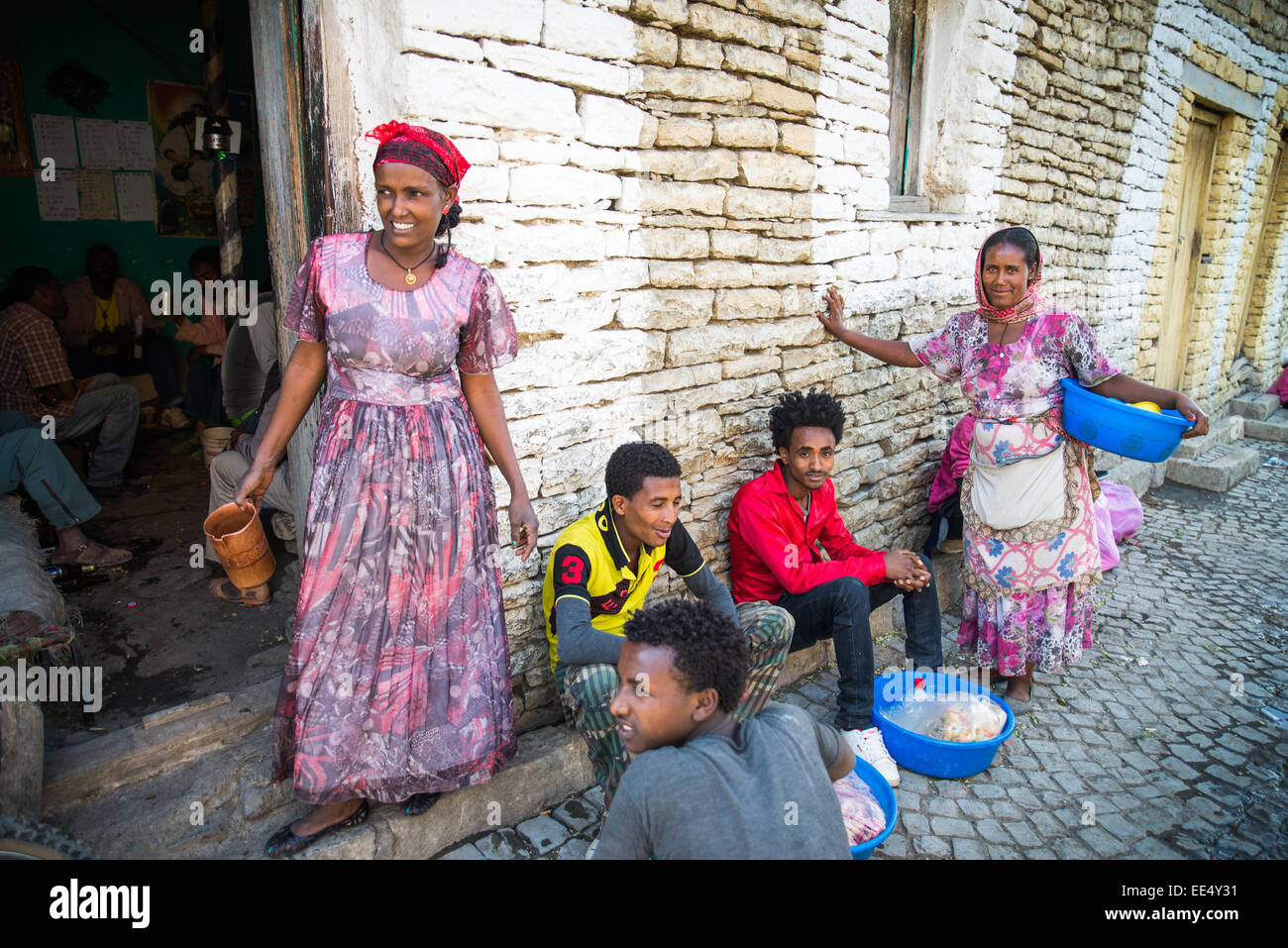 Family on the street, ethiopia street scenes, Mekele or Mekelle ...
