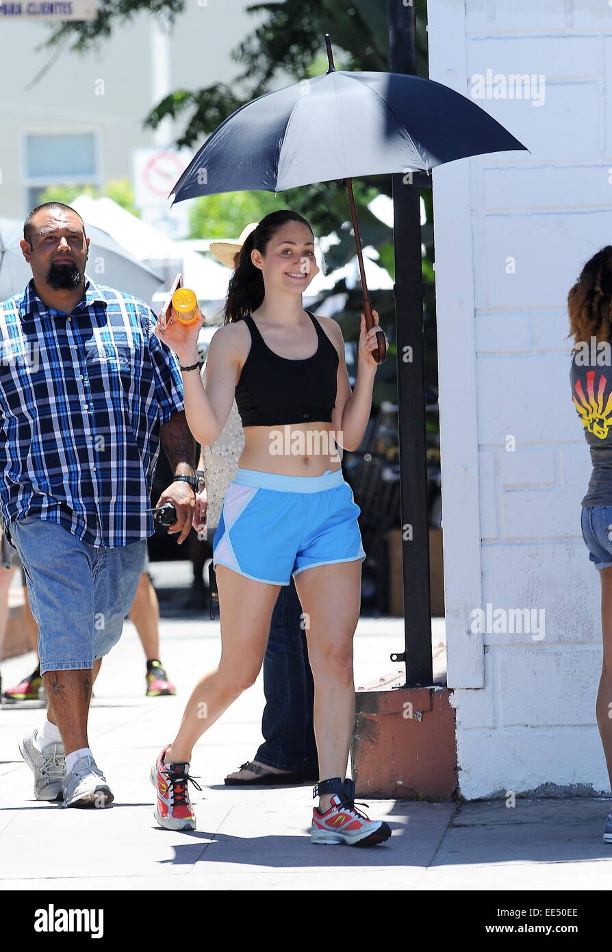 Emmy Rossum gets a workout while filming a new episode of 'Shameless ...