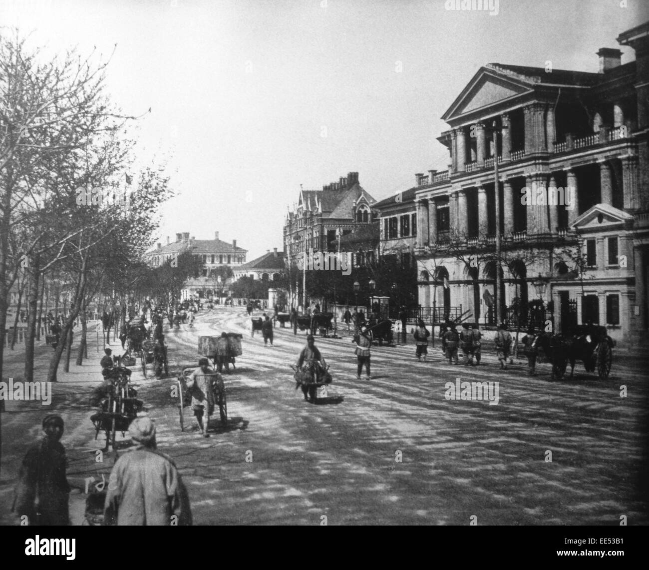 China and road Black and White Stock Photos & Images - Alamy