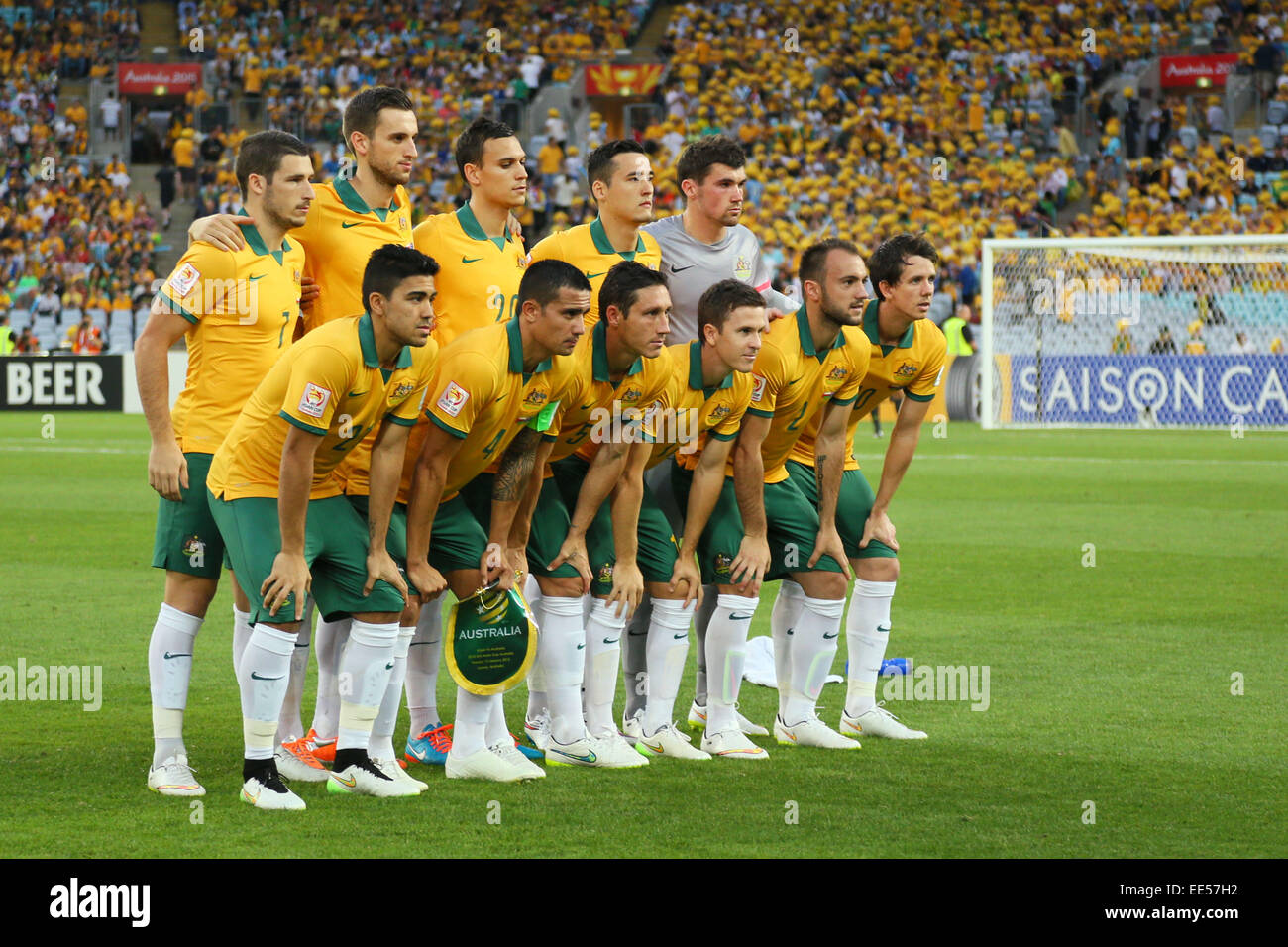 Australia team group line up aus hi-res stock photography and images ...