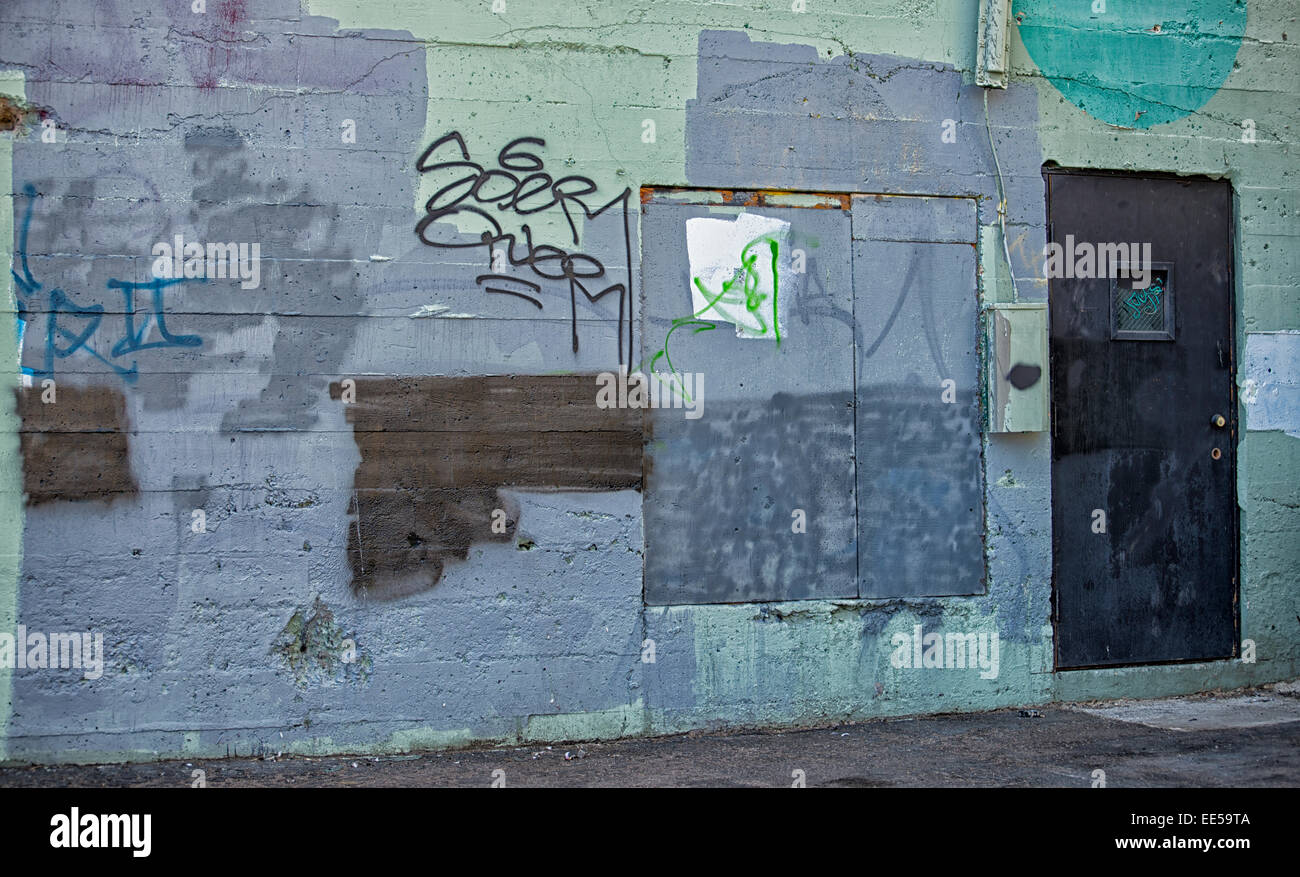 Graffiti door hi-res stock photography and images - Alamy