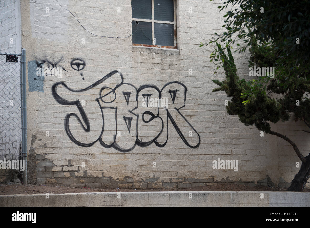 Marijuana graffiti hi-res stock photography and images - Alamy