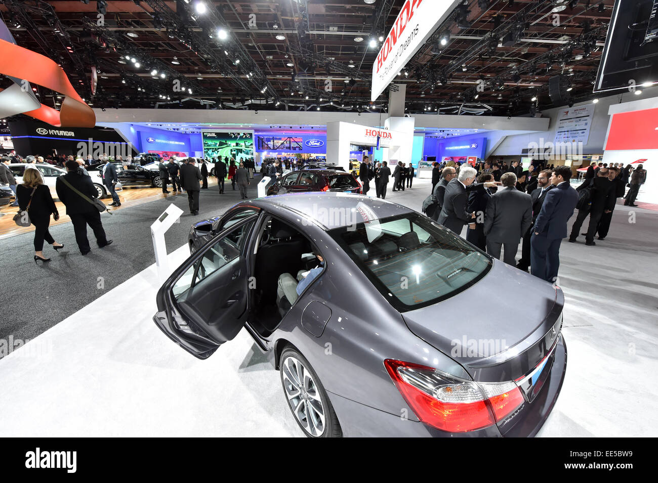 Cobo hall detroit auto show hi-res stock photography and images - Alamy