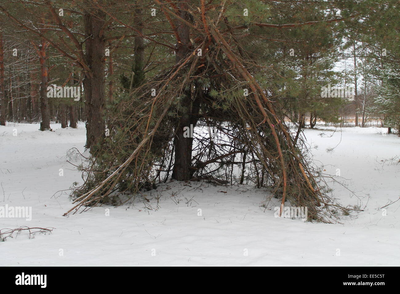 Hut triangle hi-res stock photography and images - Alamy