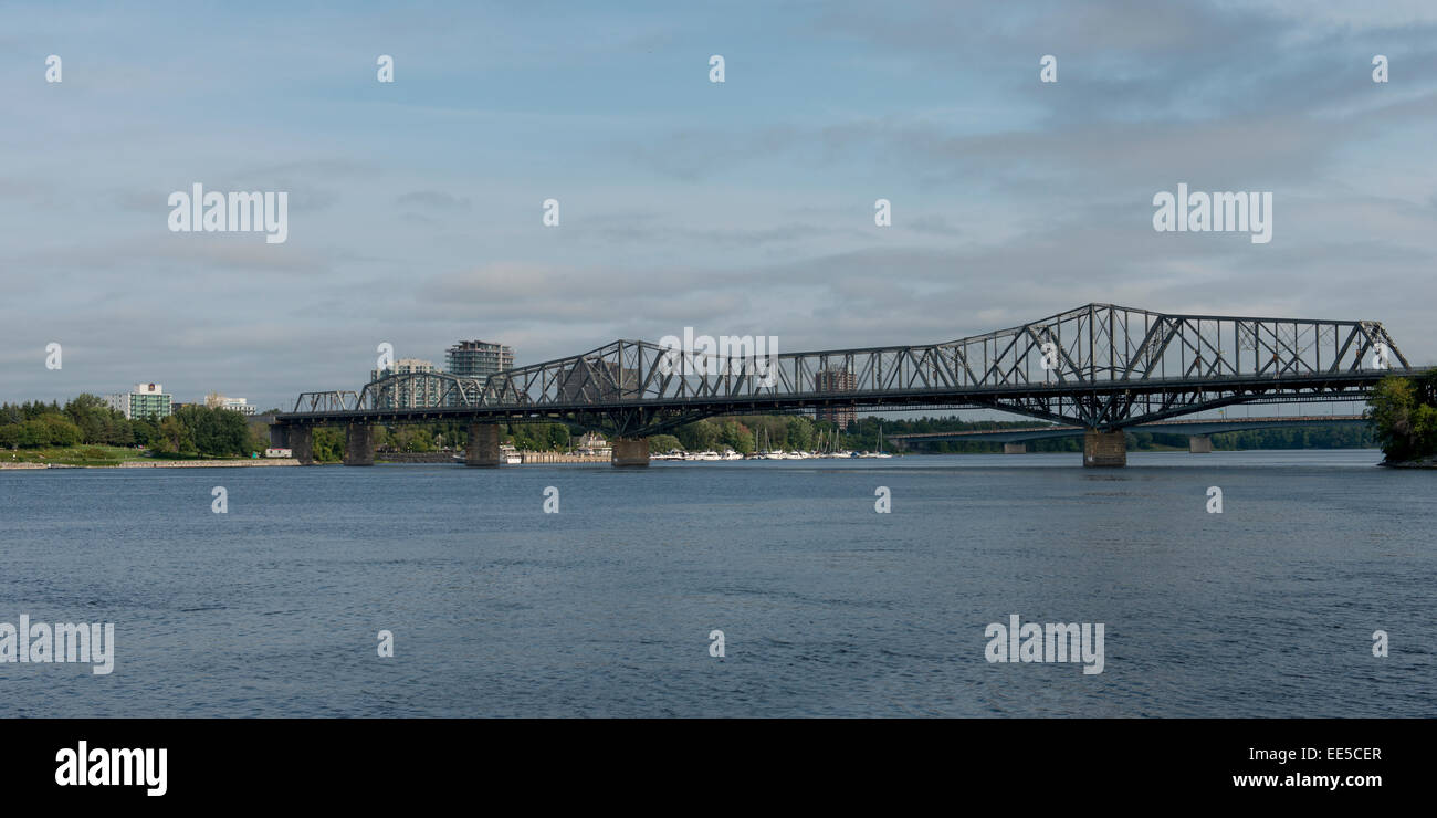 The royal alexandra interprovincial bridge hi-res stock photography and ...