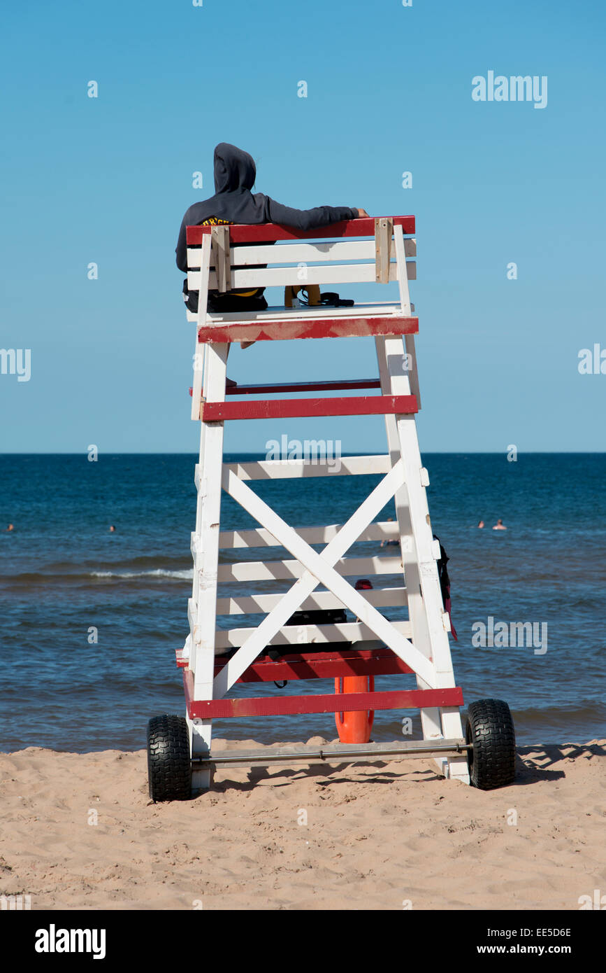 Lifeguard stand on Cavendish Beach, Green Gables, Prince Edward Island ...