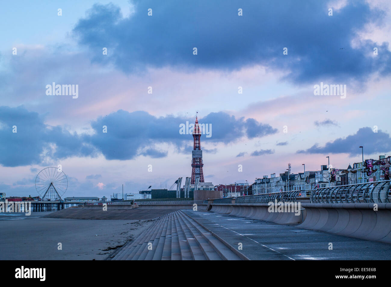 Blackpool tower with scaffold hi-res stock photography and images - Alamy