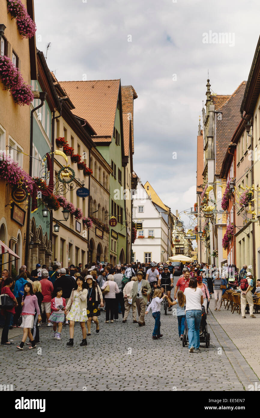 Street scene, Rothenburg ob der Tauber, Romantic Road, Germany Stock ...