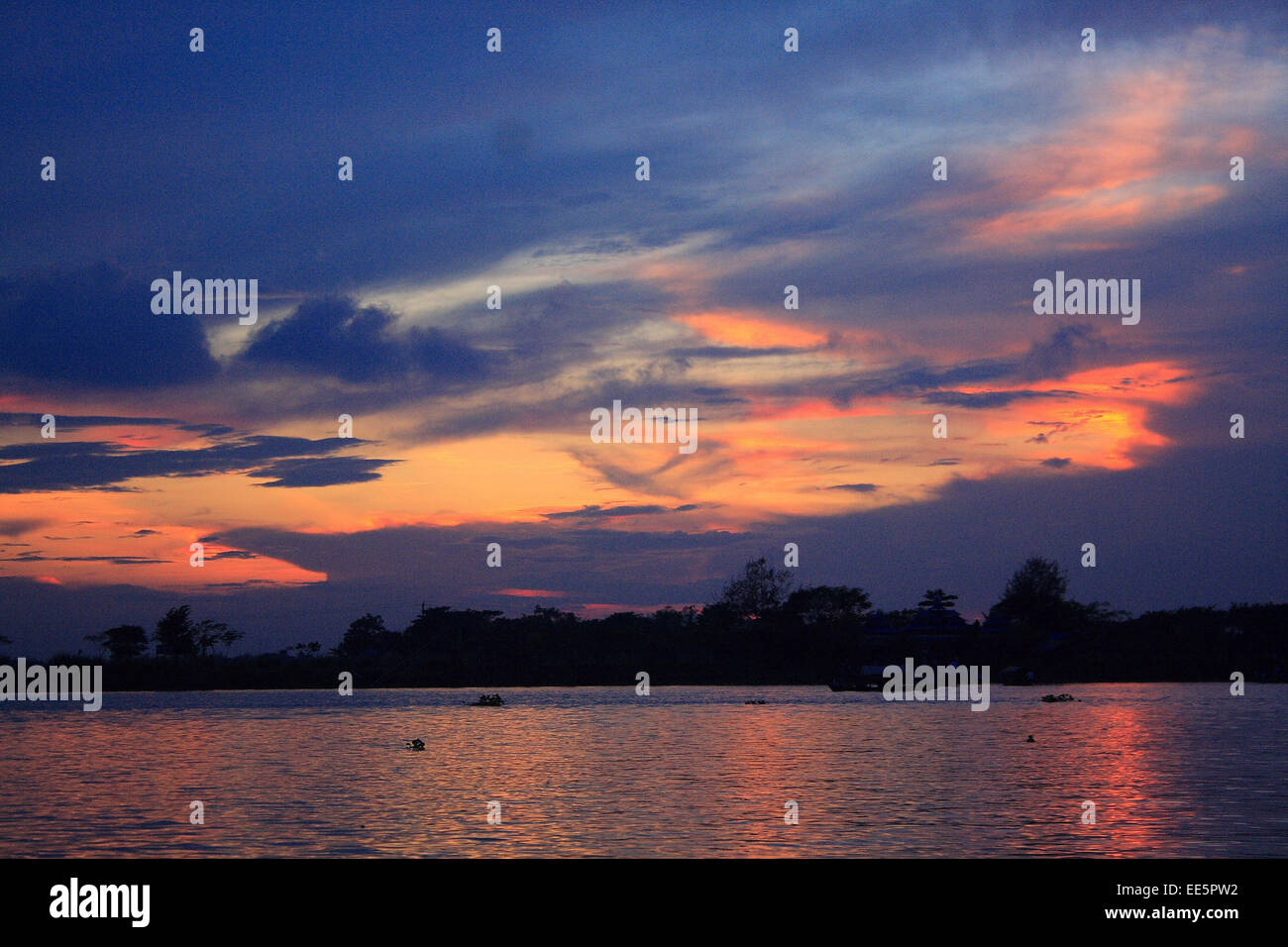 Bangladesh 10 January 2015. Tanguar Haor Sunamganj, Bangladesh Stock ...