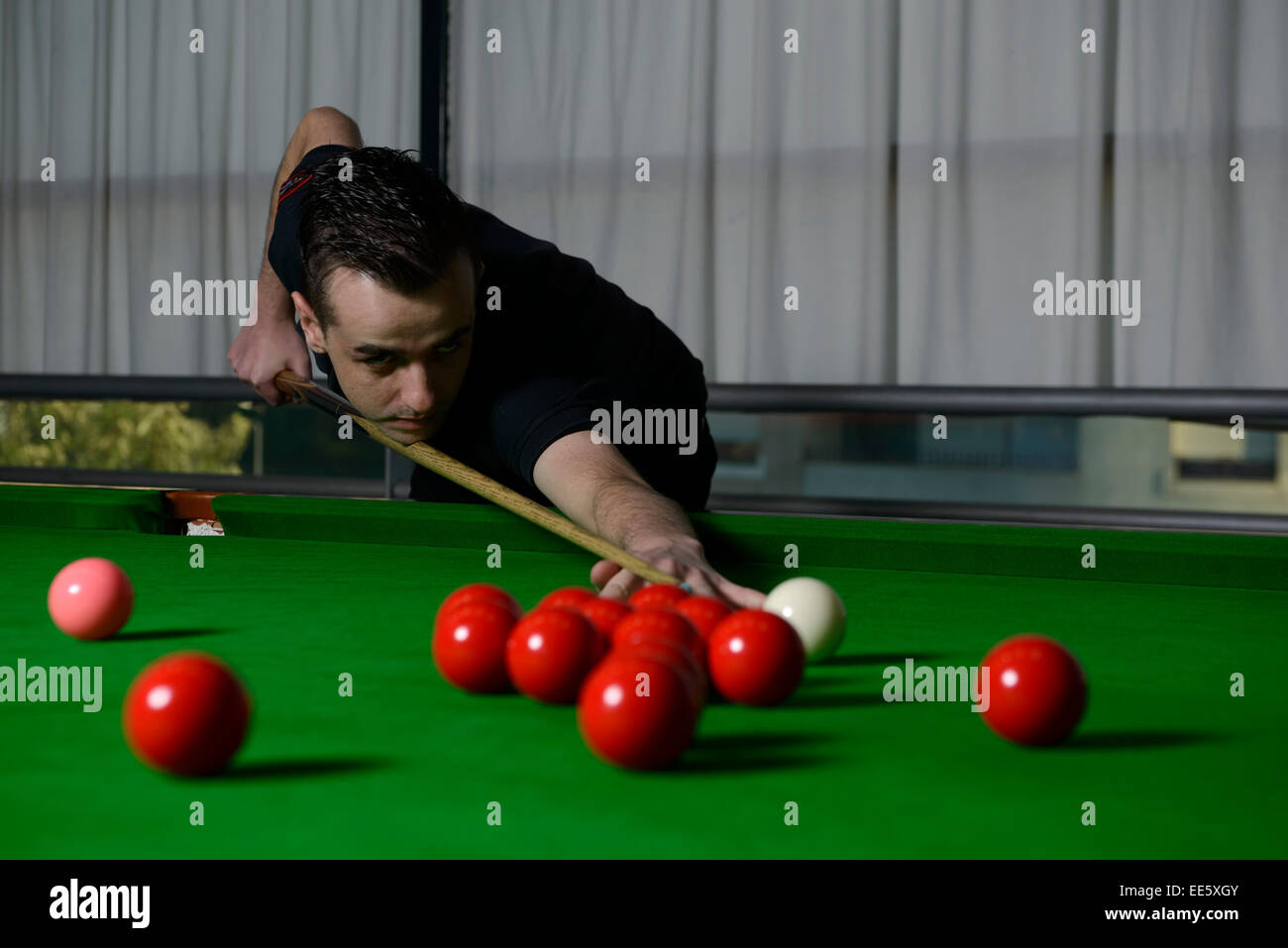 Players championship snooker hi-res stock photography and images - Alamy
