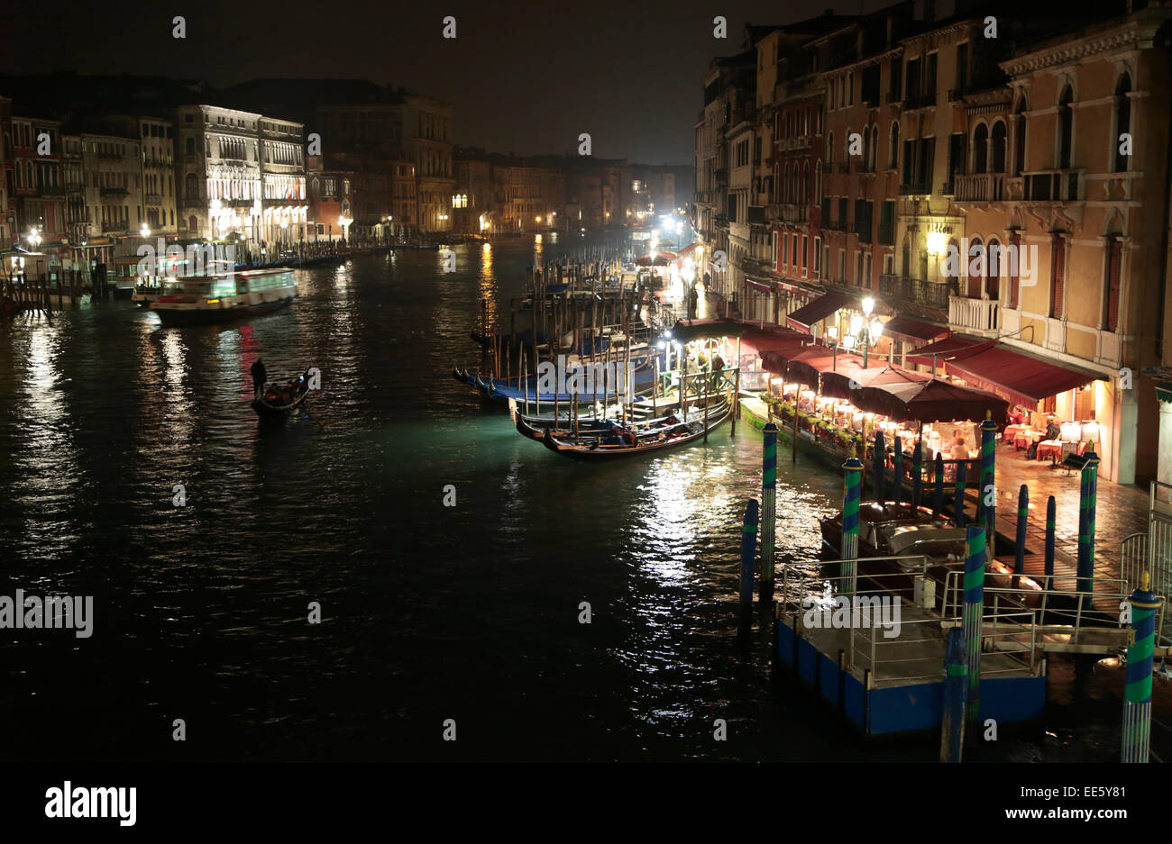 The grand canal at night hi-res stock photography and images - Alamy