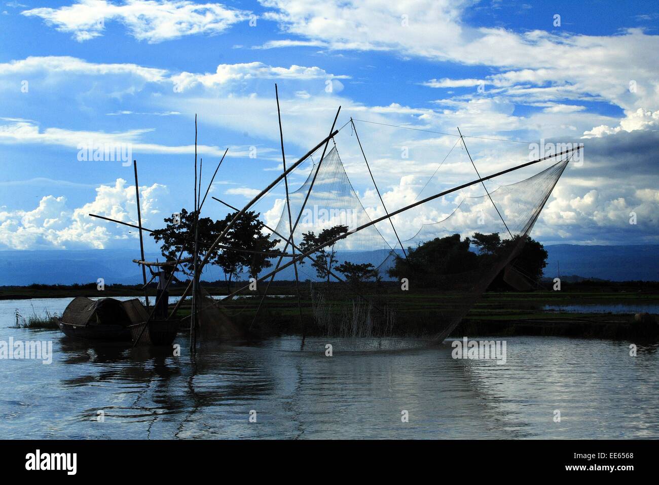 Fish farming in bangladesh hi-res stock photography and images - Alamy