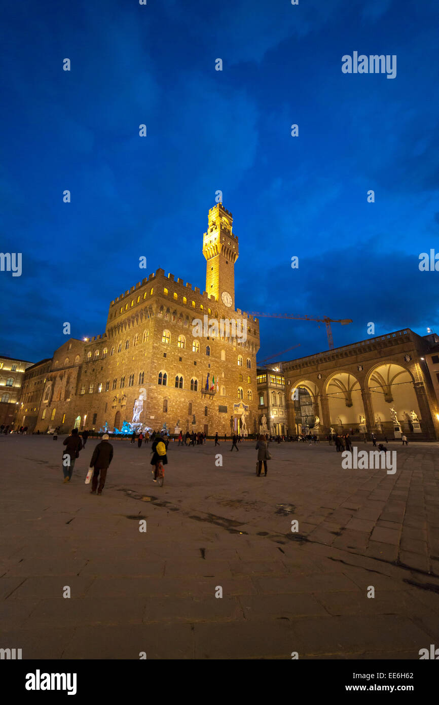 Florence tuscany square signoria hi-res stock photography and images ...