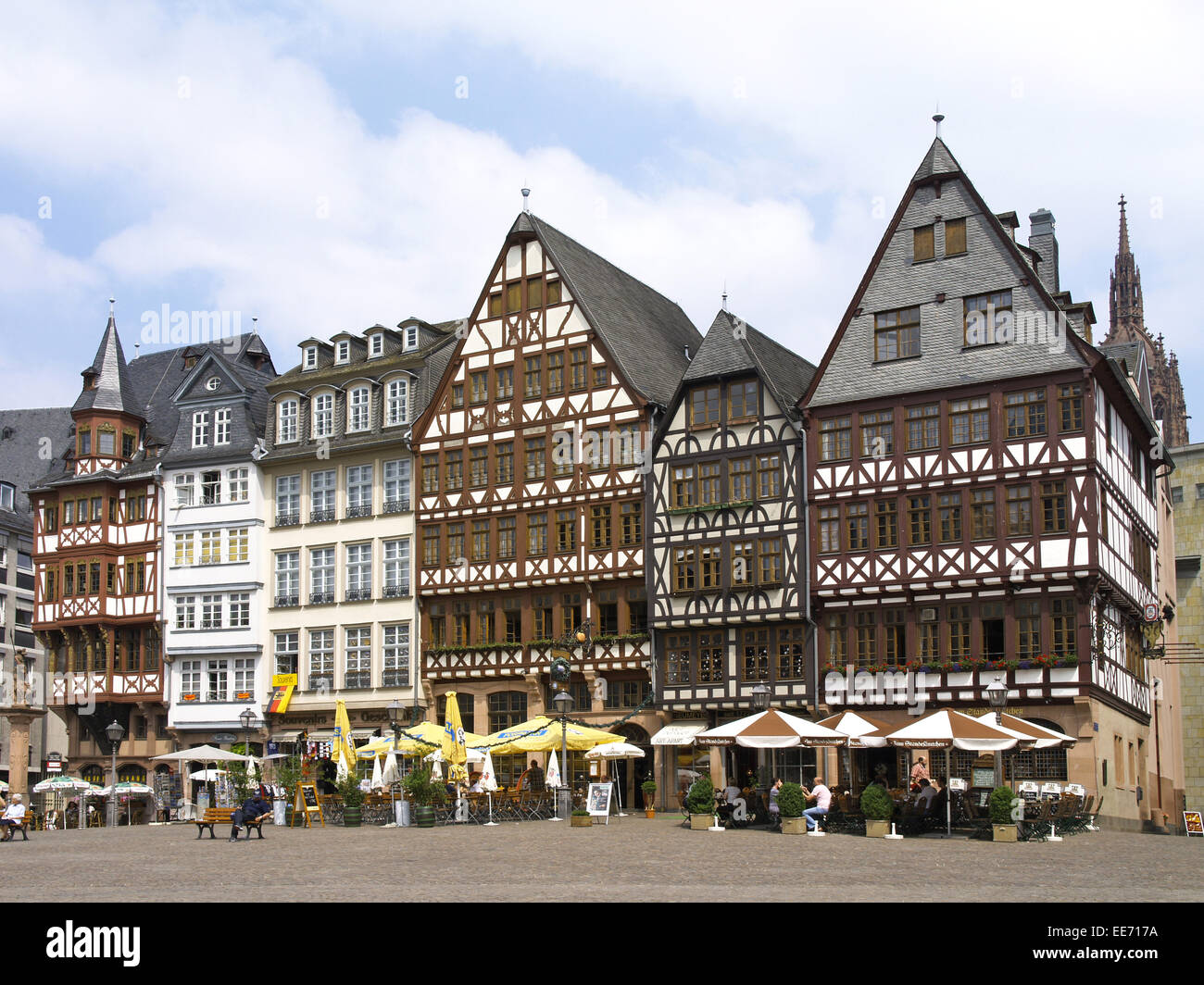 Deutschland, Hessen, Frankfurt am Main, Roemerberg, Fachwerkhaeuser ...