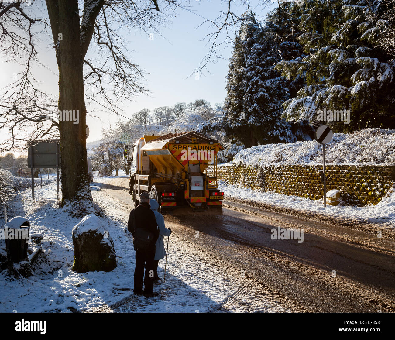 Grit lorry hi-res stock photography and images - Alamy