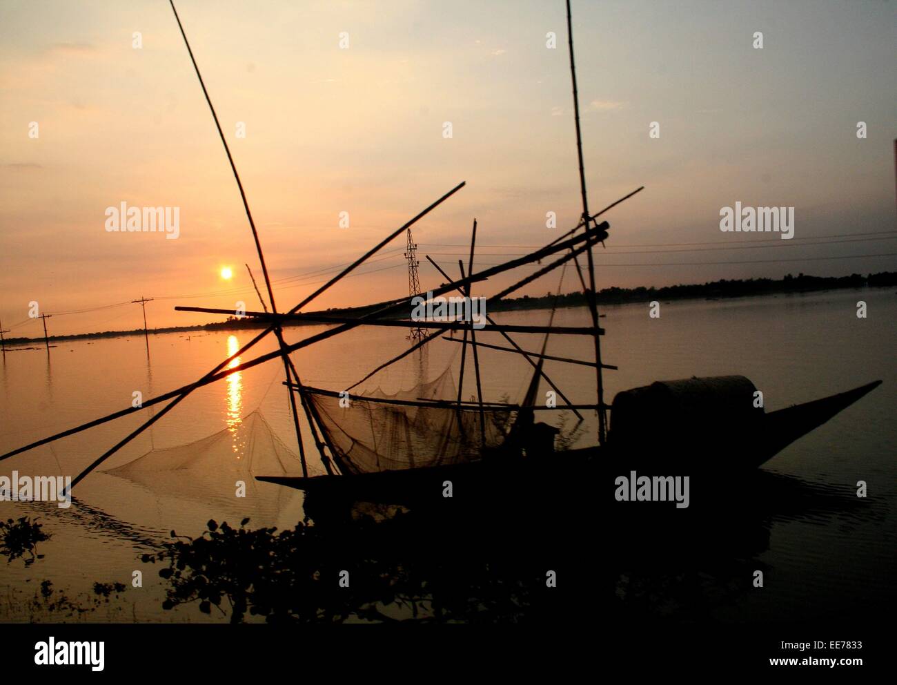 Fish farming in bangladesh hi-res stock photography and images - Alamy