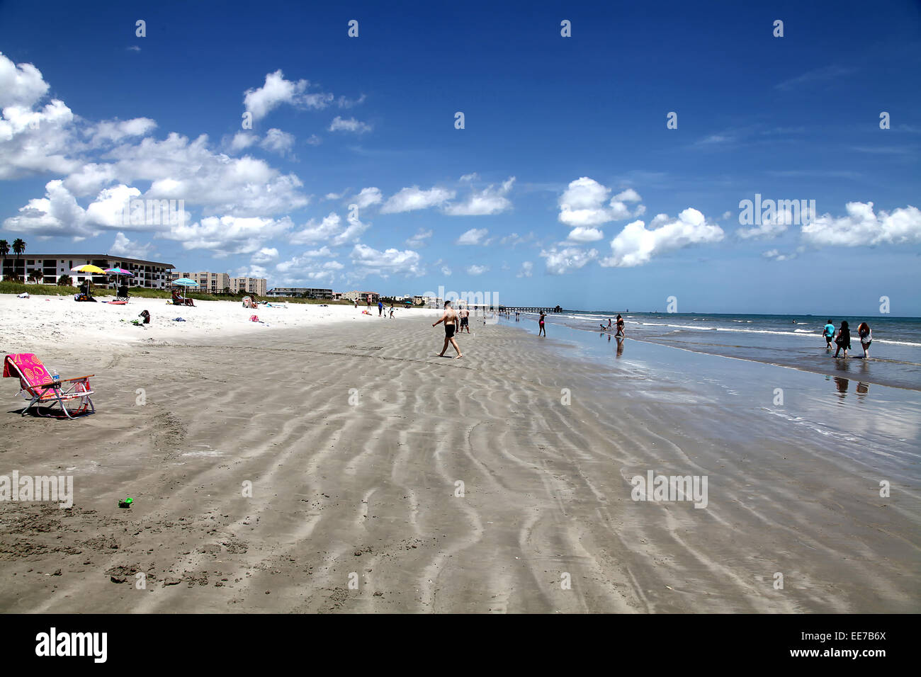 Coco Beach pier. Beautiful Ocean in Florida, USA Stock Photo - Alamy