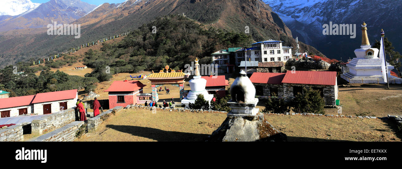 Tengboche Buddhist Monastery, Tengboche village, Everest Base Camp trek ...