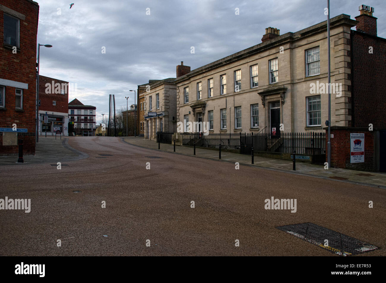 Wharfside crane hi-res stock photography and images - Alamy