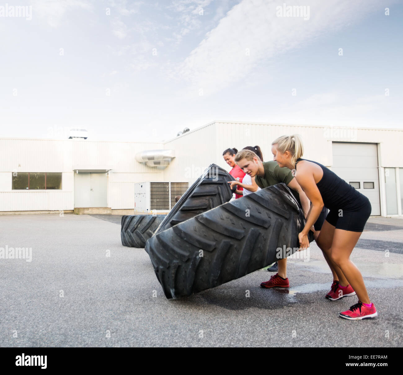 Lifting tires hi-res stock photography and images - Alamy