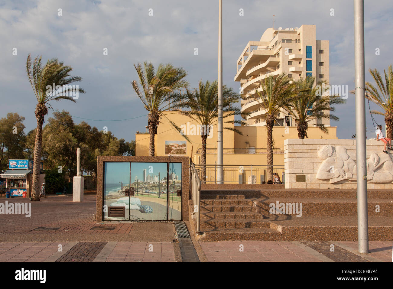 Netanya square hi-res stock photography and images - Alamy