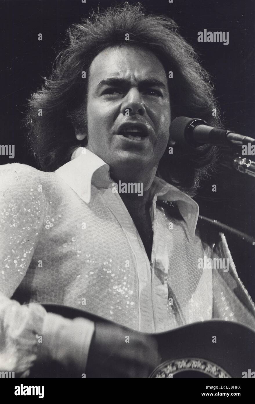 NEIL DIAMOND concert in Forest Hills 1976. © Roz Levin/Globe Photos ...