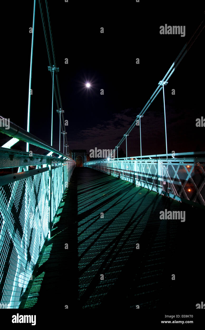Night time at the Wilford Suspension Bridge, Victoria Embankment ...