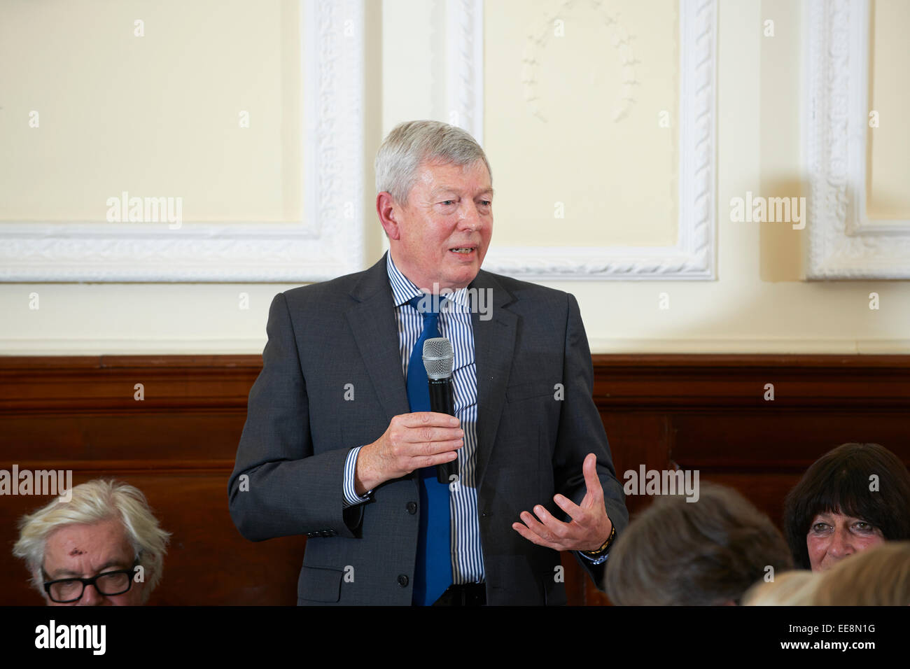 1997 general election postman hi-res stock photography and images - Alamy