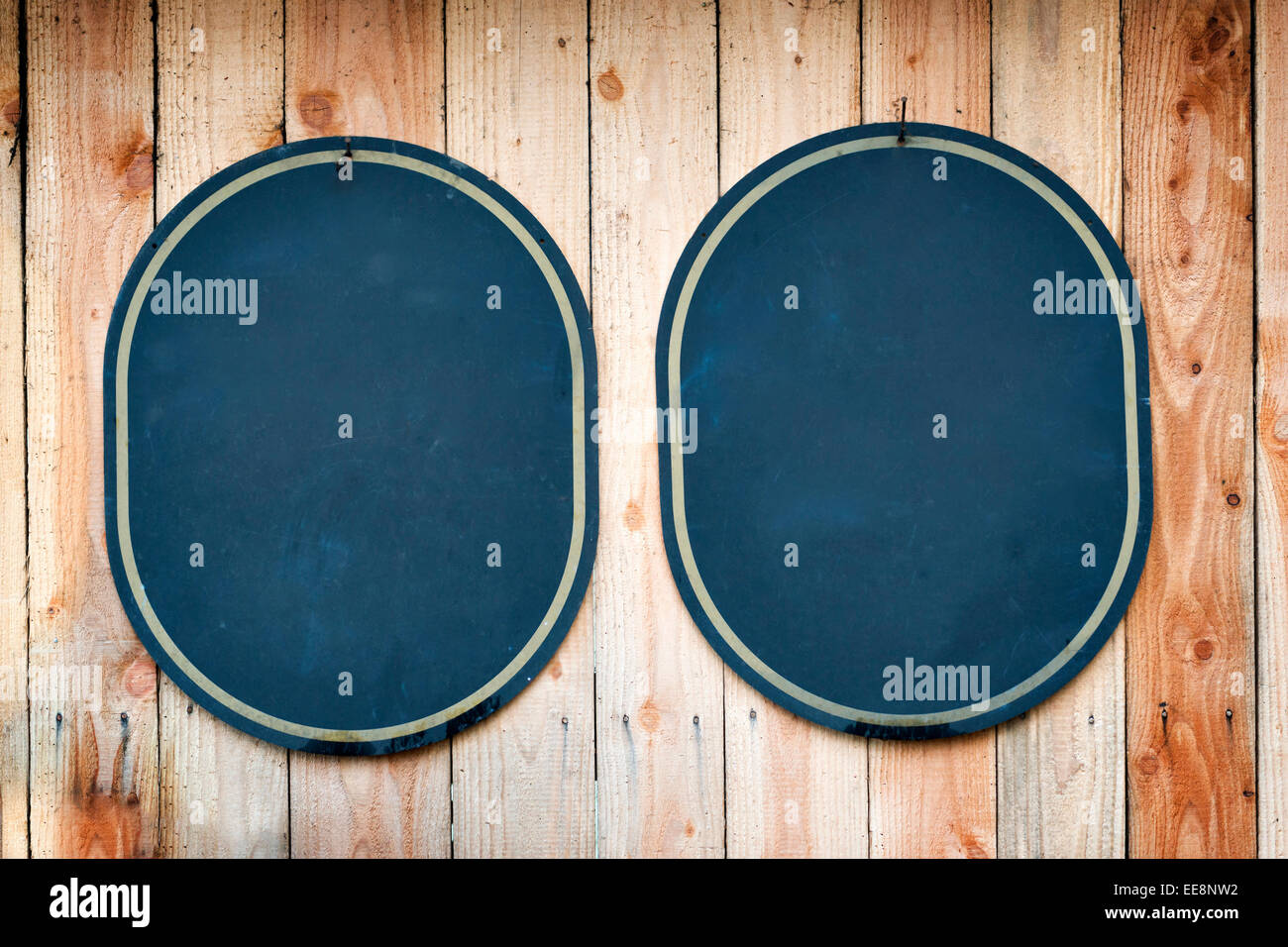 Blank boards hi-res stock photography and images - Alamy