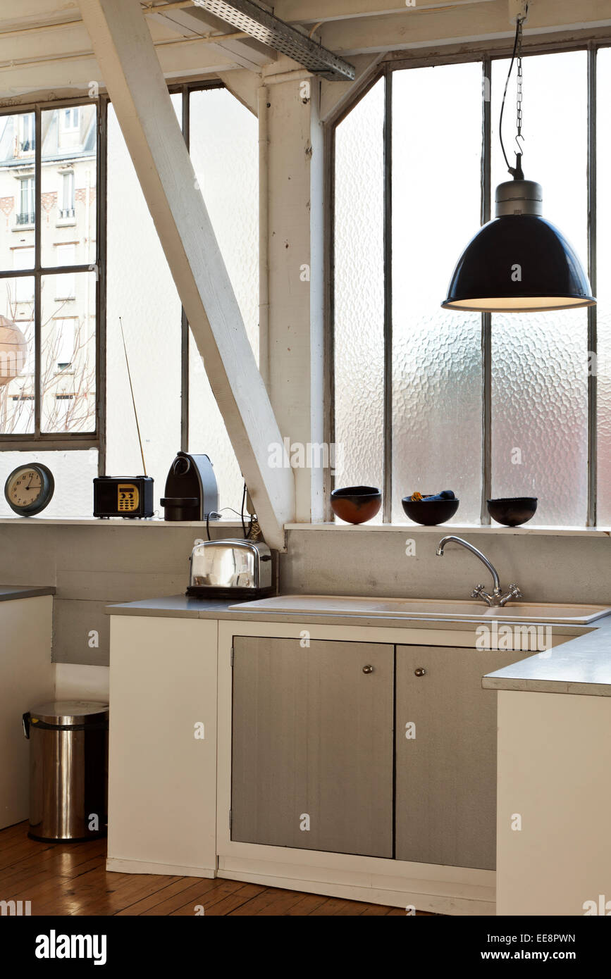 Loft interior stylish lamp hi-res stock photography and images - Alamy