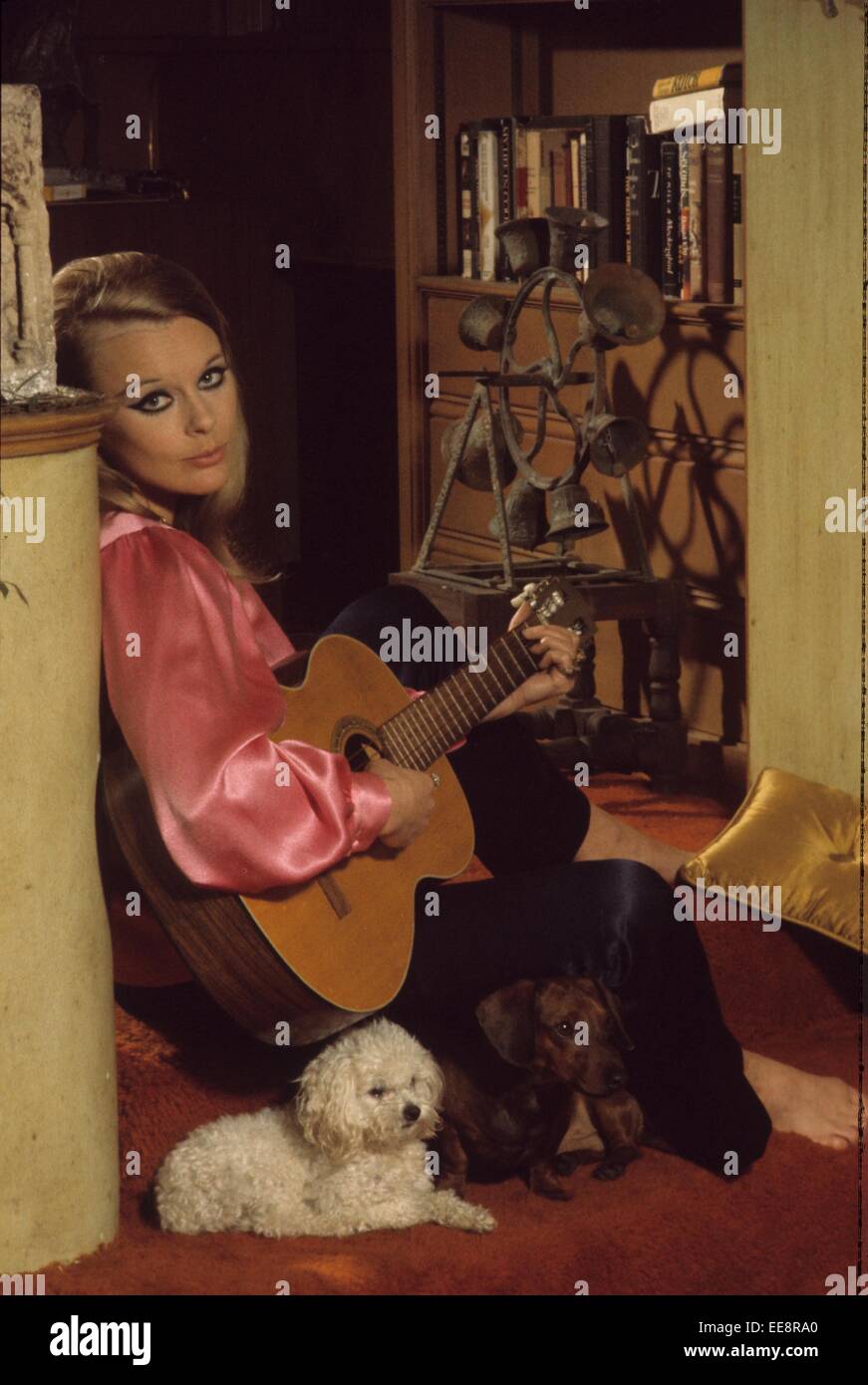 ELKE SOMMER 1969.w2233. © Jay Arnold/Globe Photos/ZUMA Wire/Alamy Live News Stock Photo - Alamy