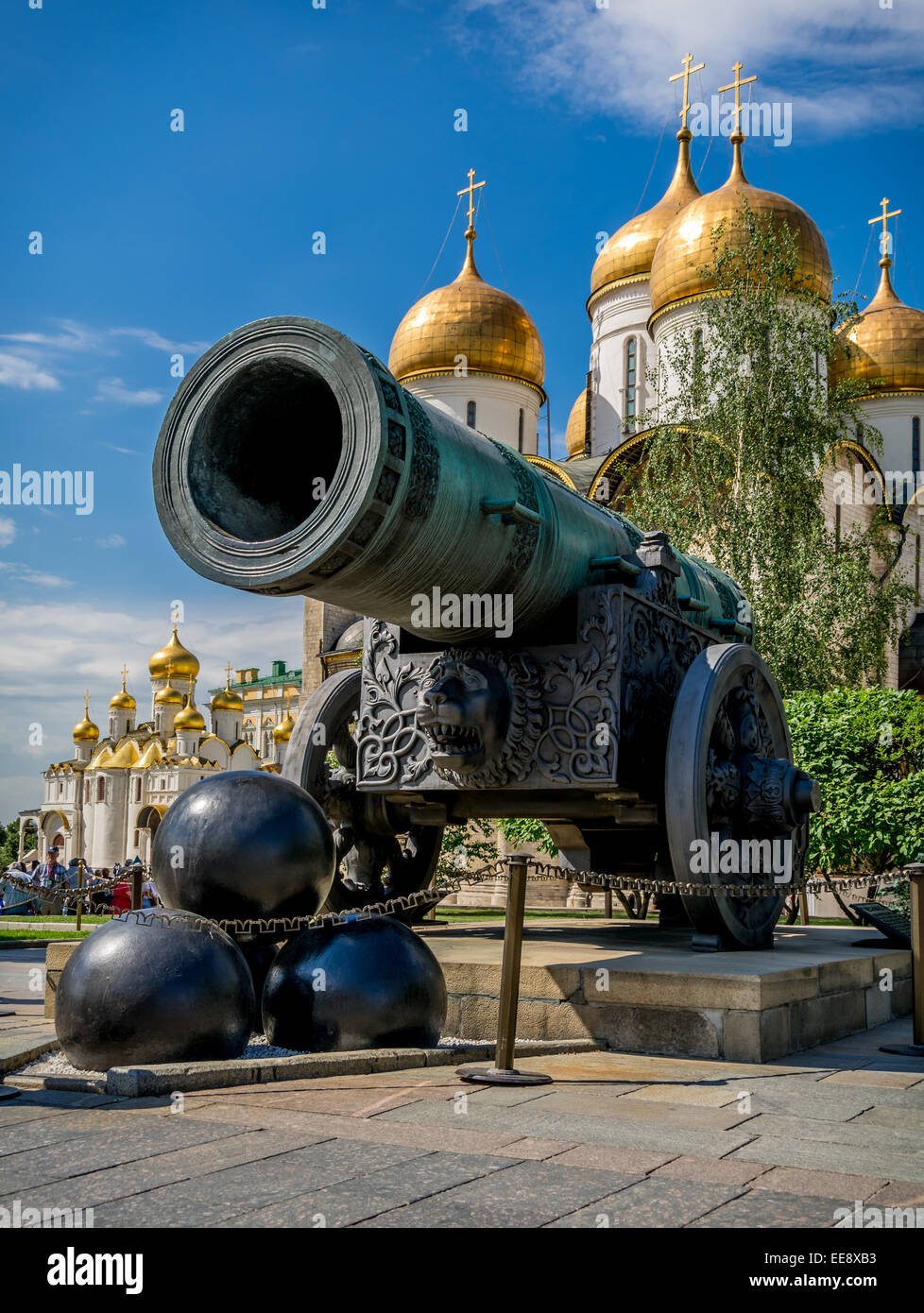 Old russian cannon hi-res stock photography and images - Alamy