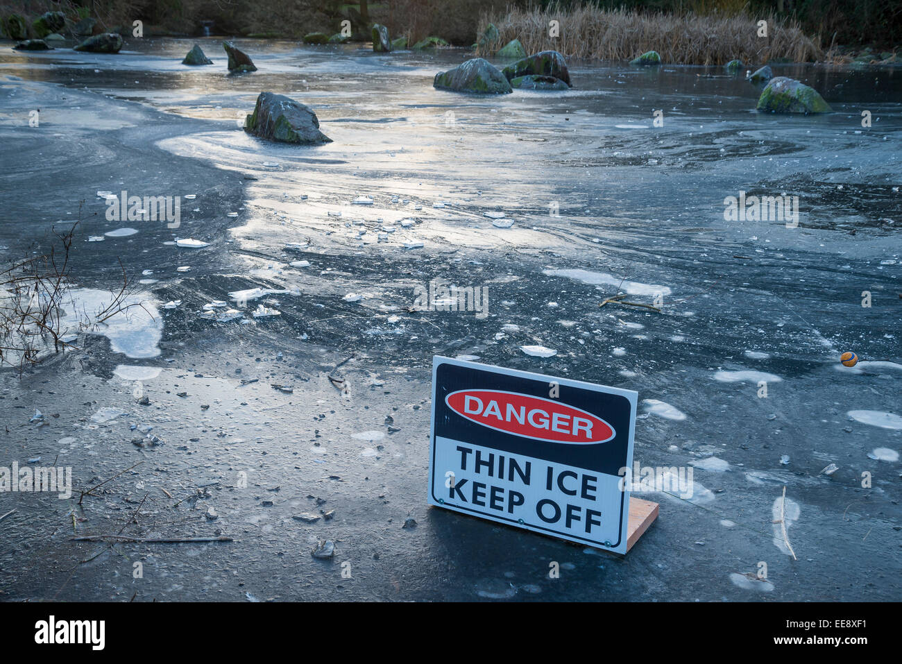 Danger thin ice sign hi-res stock photography and images - Alamy