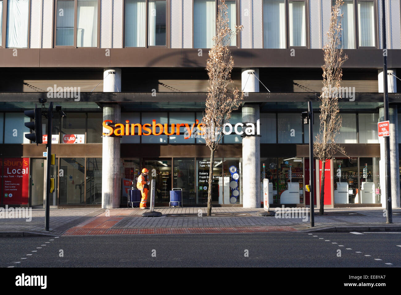 Sainsburys centre hi-res stock photography and images - Alamy